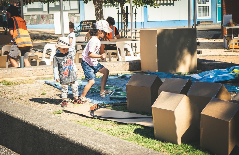 Kids turn Northcote Town Centre into Cardboard Neighbourhood ...